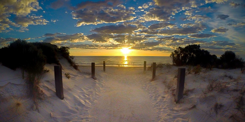 Beaches In Adelaide: Your Idyllic Beach Guide In Australia - TripXL