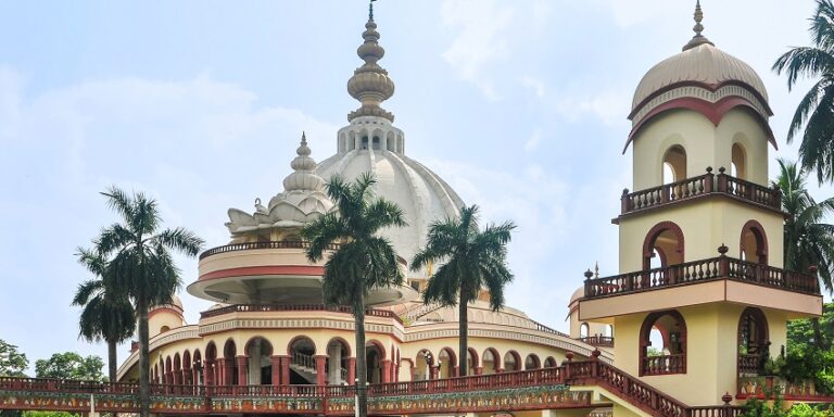 ISKCON Temples In Canada: Everything That You Need To Know - TripXL