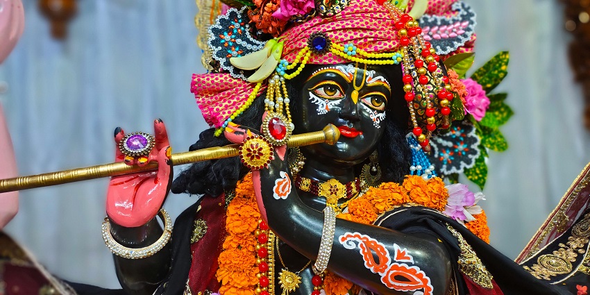 ISKCON Temples In USA: Explore Spiritual Sanctuaries - TripXL