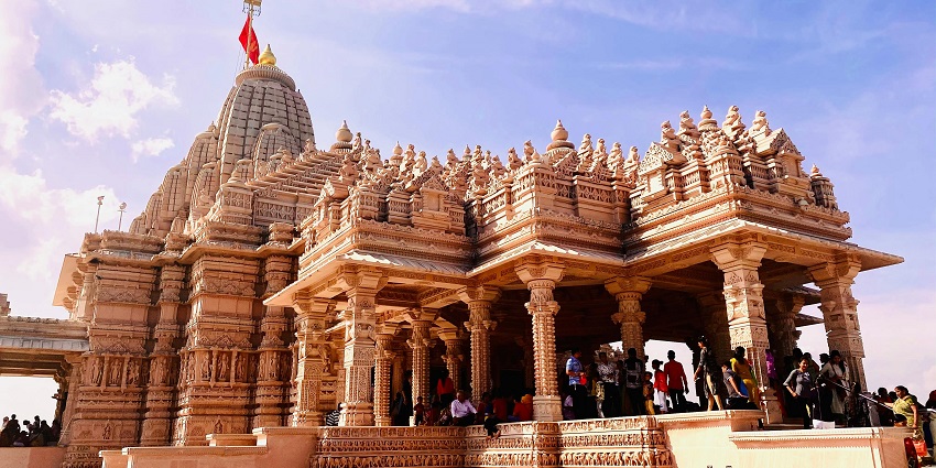 Temples In California: Everything That You Need To Know - TripXL
