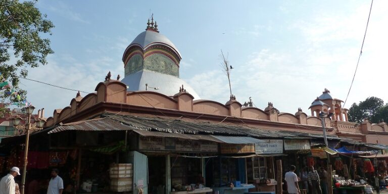 Exploring The Temples In West Bengal: A Religious Visit - TripXL