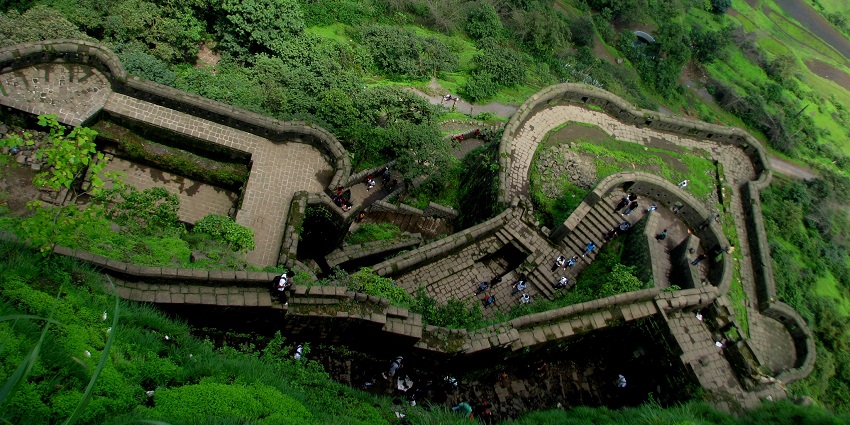 Popular Thane Trekking Places: Adventure Amidst Nature - TripXL