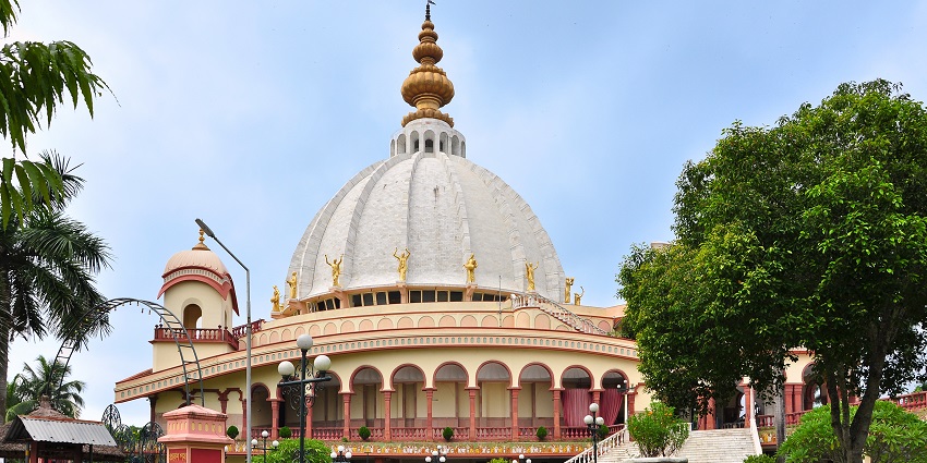 Mayapur Temple: A Spiritual Retreat At The Heart Of ISKCON - TripXL