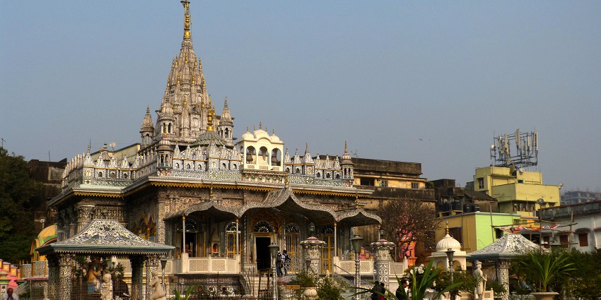 Pareshnath Temple: A Journey Through Tradition And Faith - TripXL