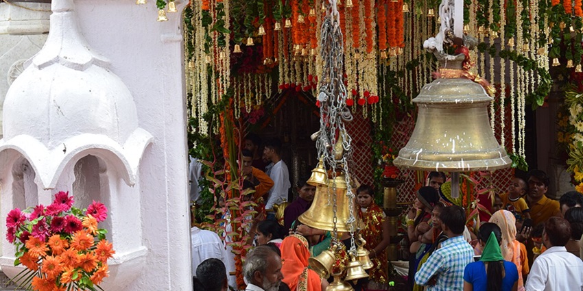 Tungareshwar Temple: Explore Religious Abode In Tranquility - TripXL