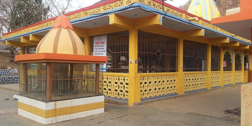 Tungareshwar Temple: Explore Religious Abode In Tranquility - TripXL