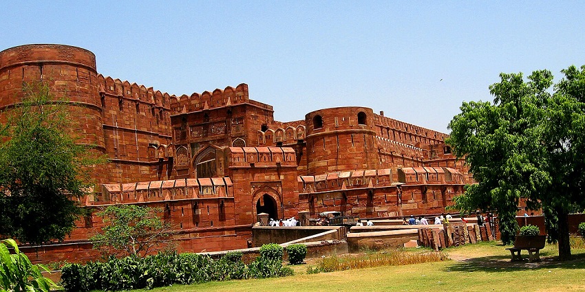 UP Travel Guide: Discover The Heartland Of India - TripXL