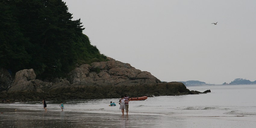 10 Beaches In South Korea To Witness Endless Blue Lagoons - TripXL