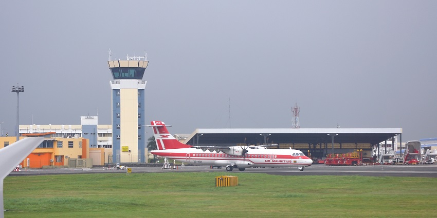 Blue Bay Beach: Uncover The Captivating Charm Of Mauritius - TripXL