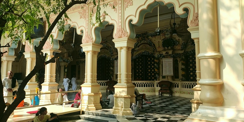 Vrindavan Travel Guide: Explore The Land Of Lord Krishna - TripXL