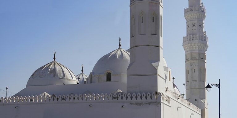 Quba Mosque: The First Mosque In Islam & Its Spiritual Significance ...