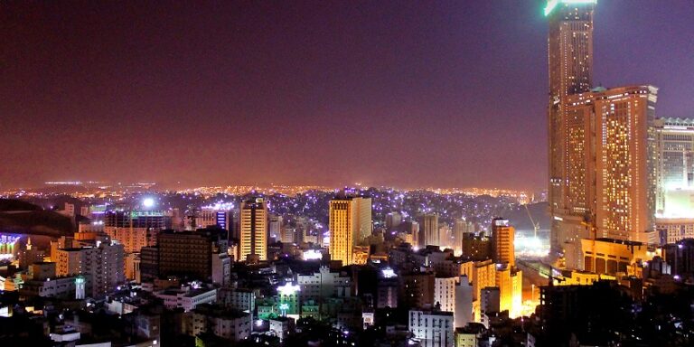 Saudi Arabia Nightlife: A Guide To Vibrant Evening Experiences - TripXL