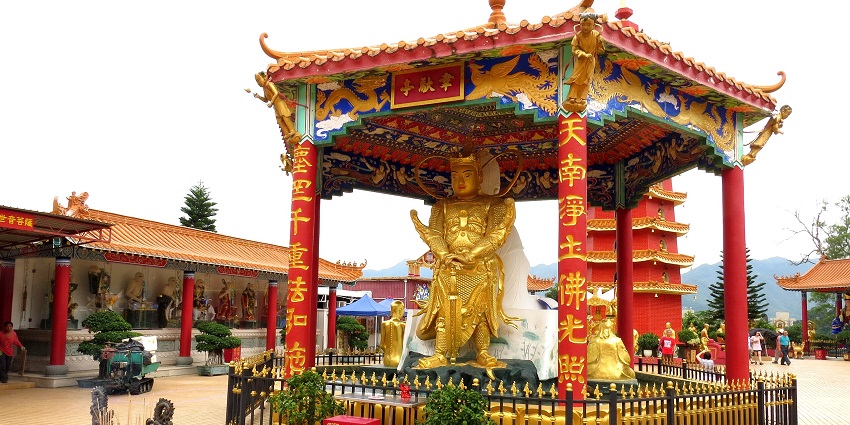 Ten Thousand Buddhas Monastery: A Spiritual Haven In Hong Kong - TripXL