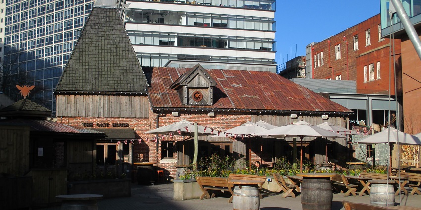 Manchester Nightlife: 9 Vibrant Spots To Explore The City - TripXL