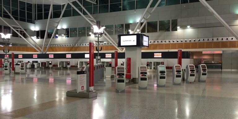 Top 10 Airports In Fiji: Major Hubs & Travel Information - TripXL