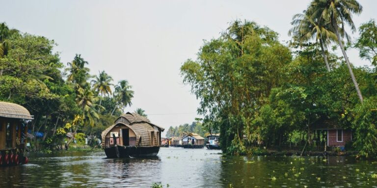 10 Best Places To Visit In India In Low Budget - TripXL