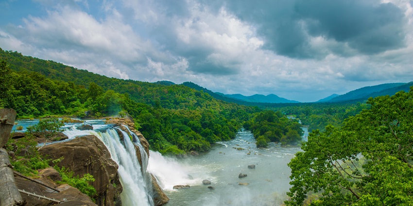 Discover 10 Most Important Waterfalls In India & Its Wilderness - TripXL