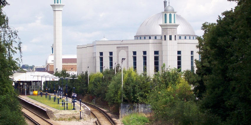 London Mosques: Discover The Most Stunning Mosques - TripXL