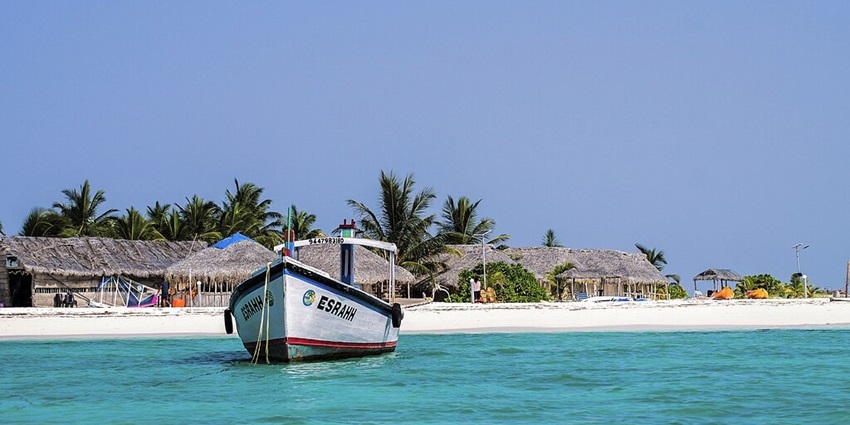 10 Beaches In India With Blue Water: Sun, Sand & Serenity - TripXL