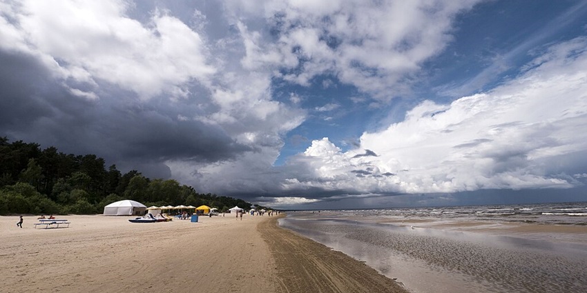 Top 10 Beaches In Latvia: Vacay Amidst Sun, Sand & Serenity - TripXL