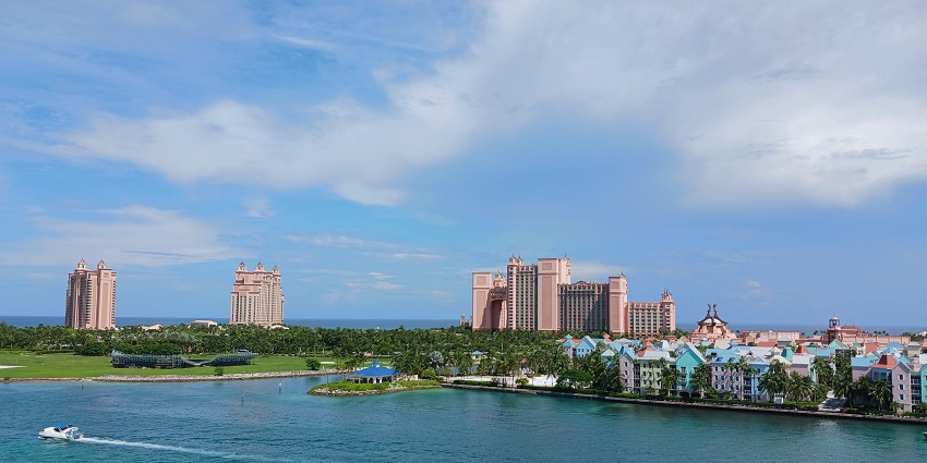 Paradise Island: The Ultimate Tropical Getaway To Travel - TripXL