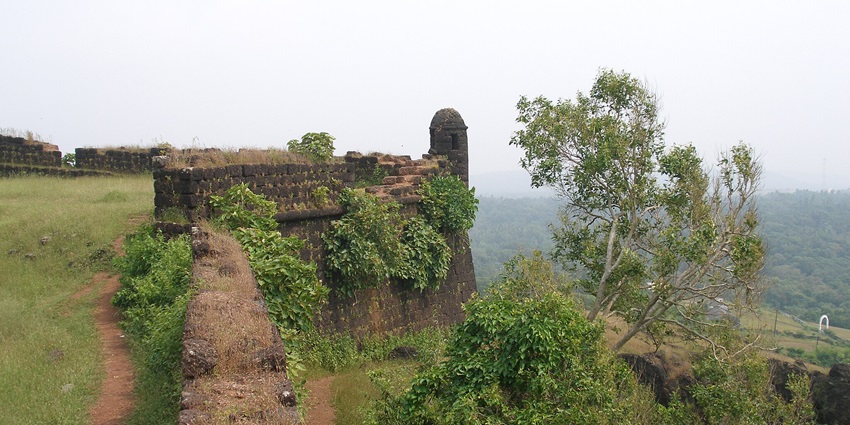 Sea Forts In India: Exploring 10 Coastal Marvels & History - TripXL