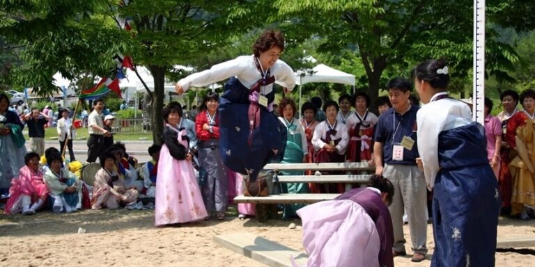 Famous Festivals In South Korea: Culture, Tradition & Fun - TripXL