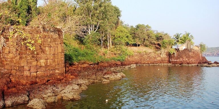 Sea Forts In India: Exploring 10 Coastal Marvels & History - TripXL