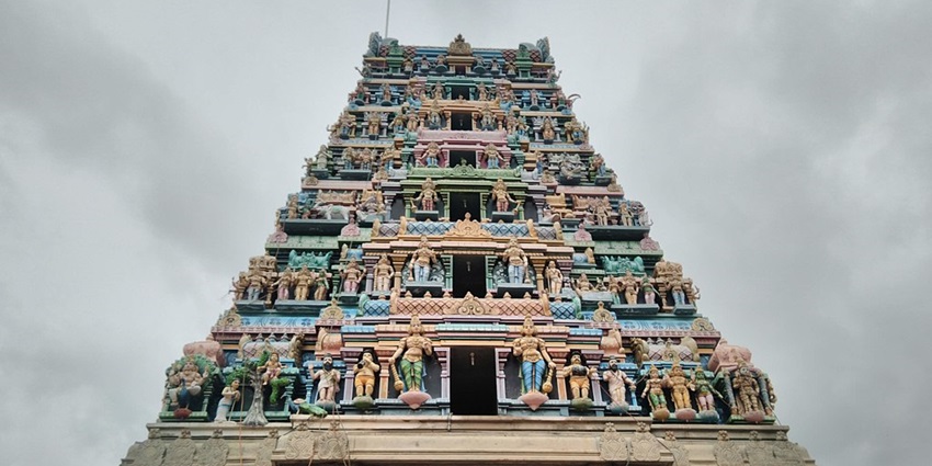 Temples In UK: The Ultimate Guide For All The Travellers - TripXL