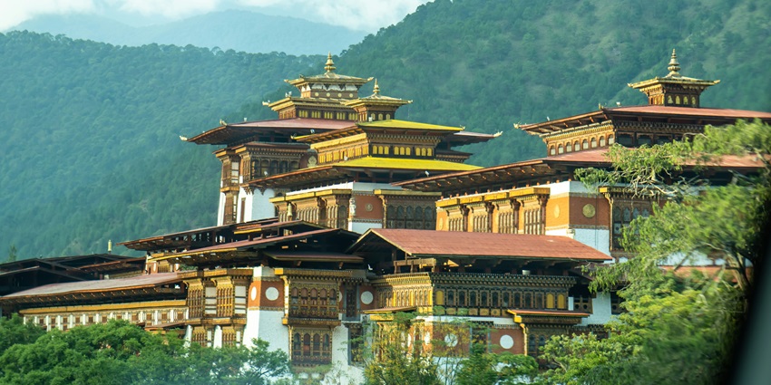 Monasteries In Myanmar: Sacred And Historic Buddhist Sites - TripXL