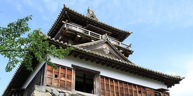 10 Haunted Places In Japan: Ghost Stories & Eerie Locations - TripXL
