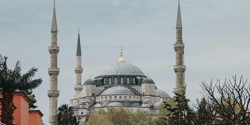 10 Best Iraq Mosques: Visit The Gateways To Islam’s Heritage - TripXL