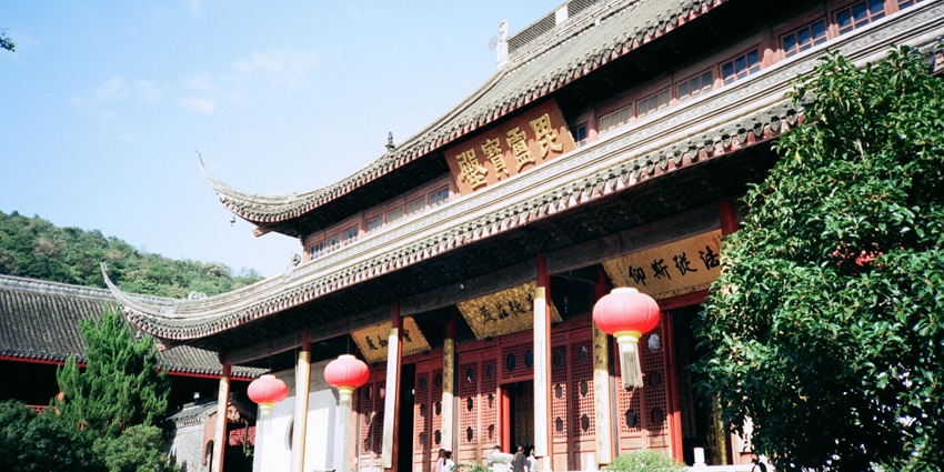 Explore The Historic Shaolin Temple: Home Of Kung Fu Masters - TripXL