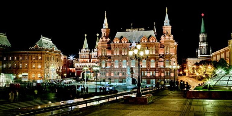 Best Of Russia Nightlife: Explore Popular Places To Visit - TripXL