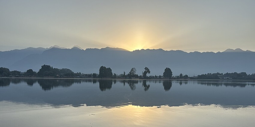 Explore The 10 Famous Lakes In Jammu And Kashmir - TripXL