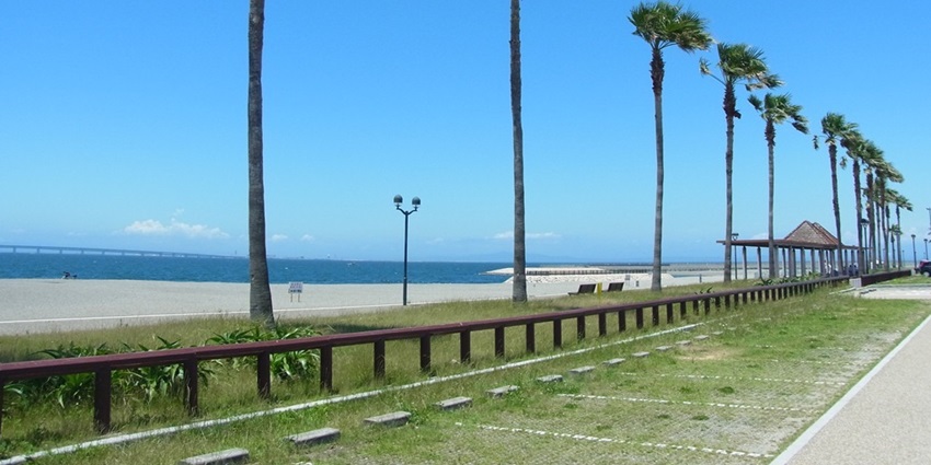 Top 10 Beaches Near Osaka: Explore Sun, Sand And Serenity - TripXL