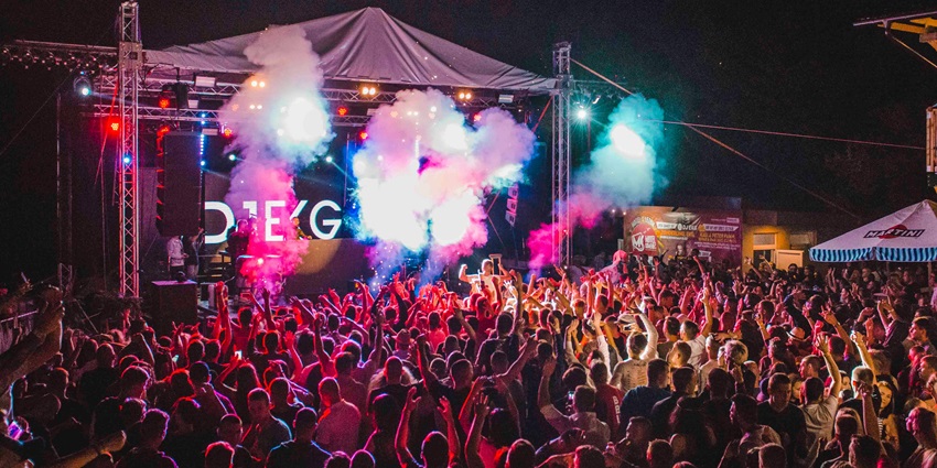 Cebu Nightlife: 10 Spots Ft. The Best Night During Your Trip - TripXL
