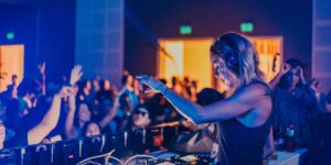 The Best Of Cyprus Nightlife: Bars, Clubs & Beach Parties - TripXL