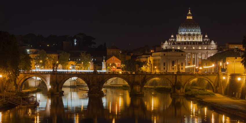 Italy Nightlife Guide: 10 Cities For The Best Night Out - TripXL