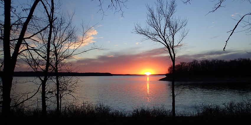 10 Lakes In Missouri That Are Perfect For Every Traveler - TripXL