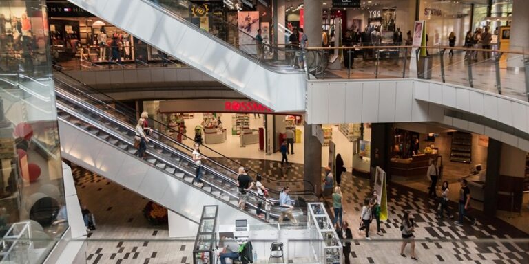 10 Shopping Malls In London England: Luxury & Entertainment - TripXL