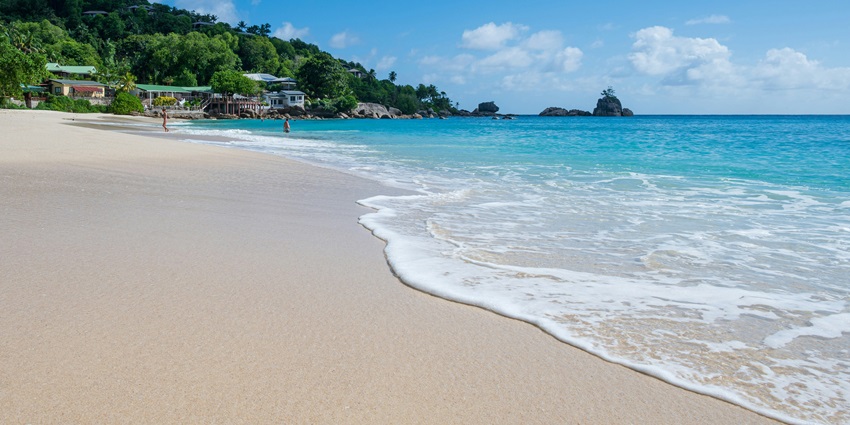 10 Things To Do In Mahe: Beaches, Hikes & Attractions - TripXL