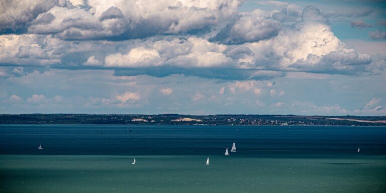 14 Largest Lakes In Europe: Explore Stunning Water Bodies - TripXL