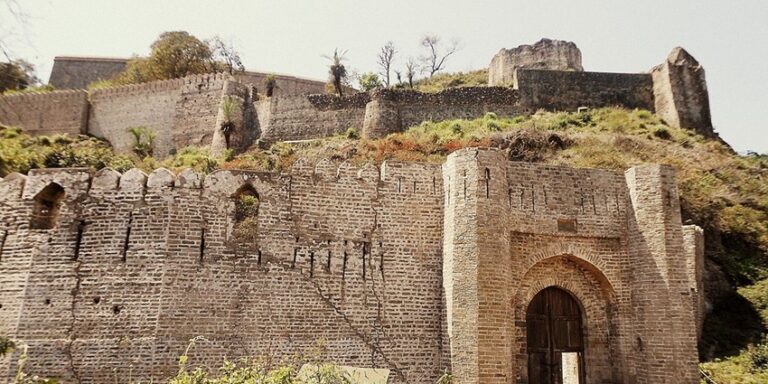 Oldest Forts In India: Explore The Top 10 Ancient Wonders - TripXL